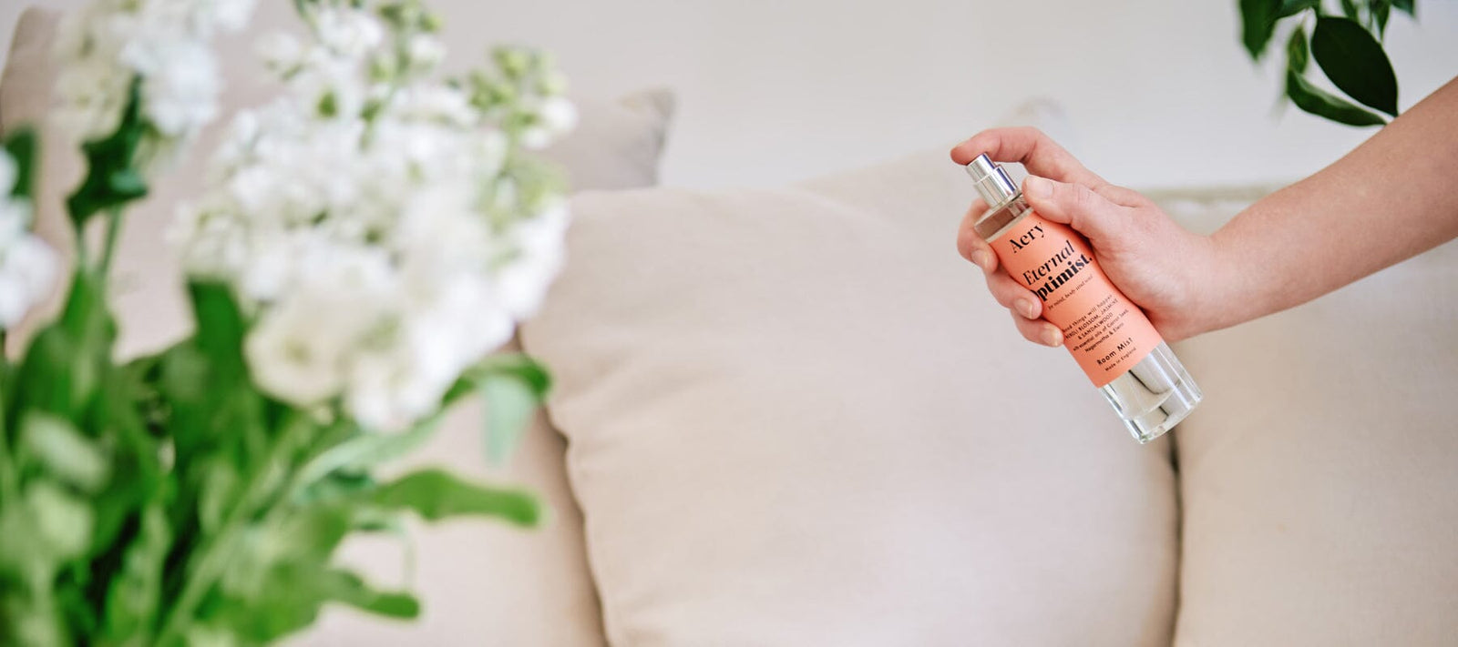 Mixing It Up: The Benefits of Combining Fragrance and Essential Oils